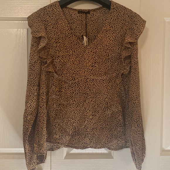 Very J | Tops | Very J Leopard Top | Poshmark
